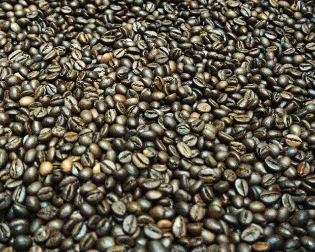 How to Influence the Flavor Profile of Coffee During Roasting – Loring ...